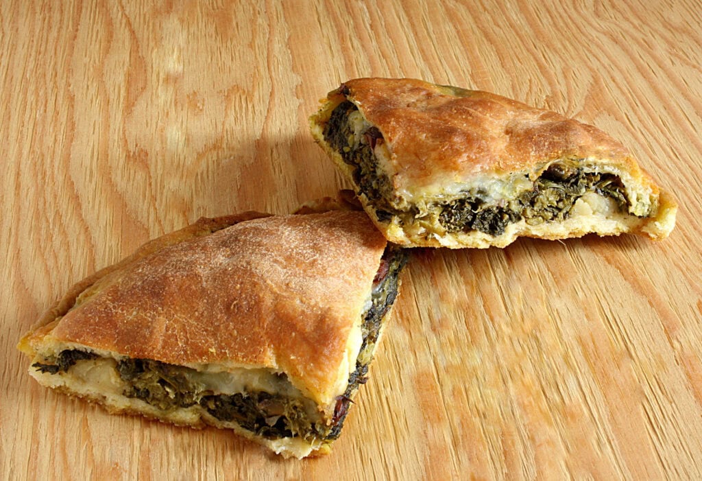 Scacciata siciliana: prepararla secondo tradizione con i surgelati ...